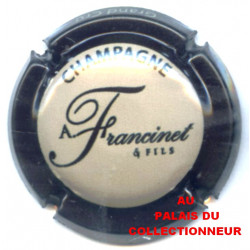 Au palais du collectionneur, vente plaques de muselets et capsules de ...